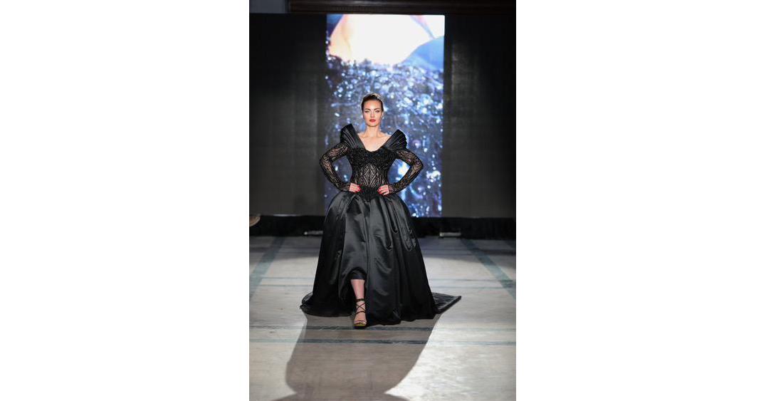 COSMODA Reveals "Batman and Nighthawk: A Groundbreaking Reveal of Haute ...